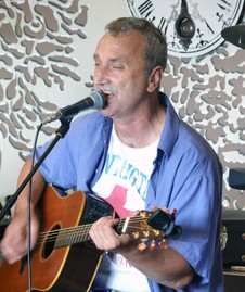 Andrew McLennan - Person | AudioCulture