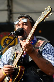 Ruia and Ranea Aperahama - Person | AudioCulture