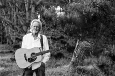 Derek Lind - Person | AudioCulture