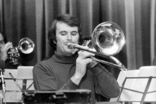 Merv Thomas - Person | AudioCulture