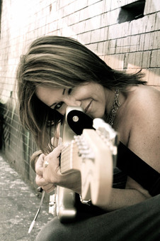Pam Sheyne - Person | AudioCulture