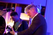 Tim Finn Discography - AudioCulture