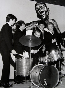 Ray Columbus and The Invaders - Person | AudioCulture